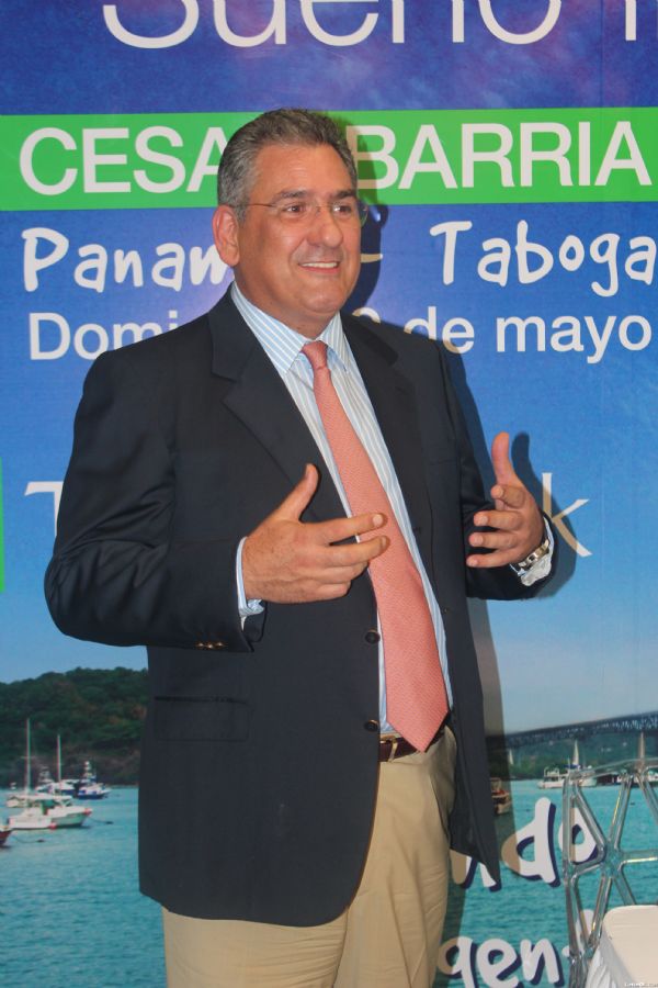 César Barría nadará de Panamá a Taboga este 19 de mayo | LatinOL.com ...