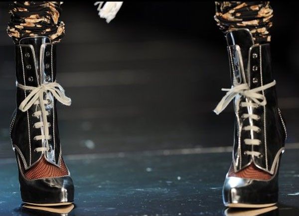 Los zapatos de mujer más raros del mundo | LatinOL.com SpotFASHION