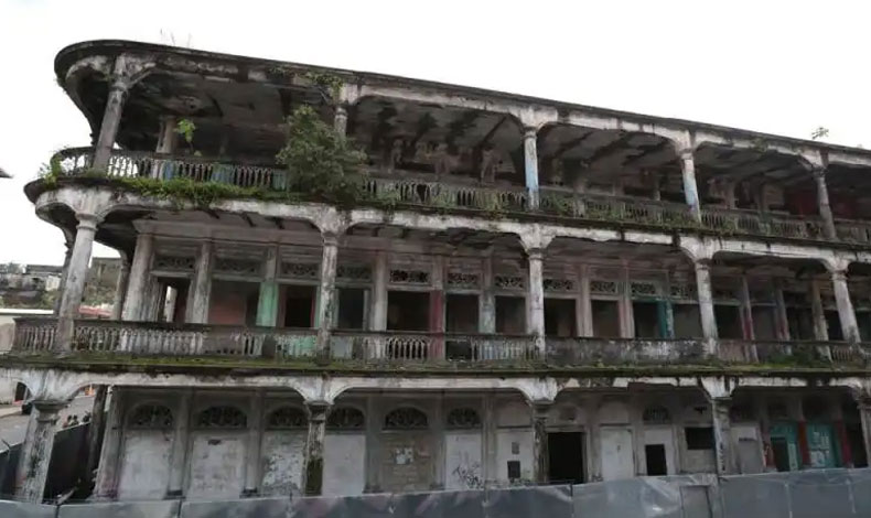 La Casa Wilcox se ha convertido en una potencial amenaza de epidemias ...