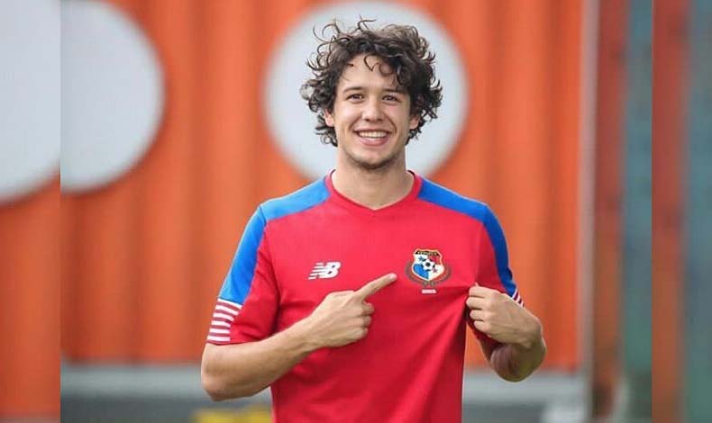 Facundo se pintó el cabello de rojo | LatinOL.com Vida Social