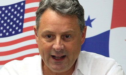 John Feeley, estará en Las Tablas para disfrutar del carnaval | LatinOL ...