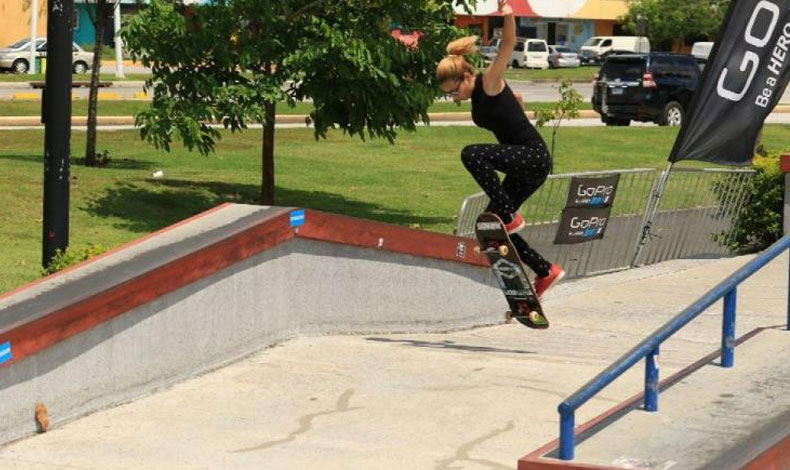 Patineteros toman la Cinta Costera 3 | LatinOL.com Deportes