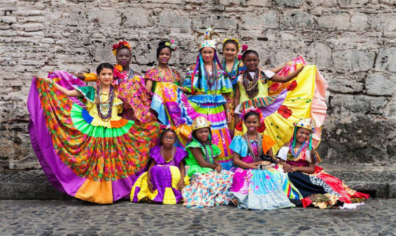Cuarto Festival de la Pollera Conga | LatinOL.com Vida Social