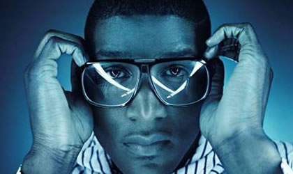 LABRINTH lanzamiento su nuevo álbum "Electronic Earth | LatinOL.com Música
