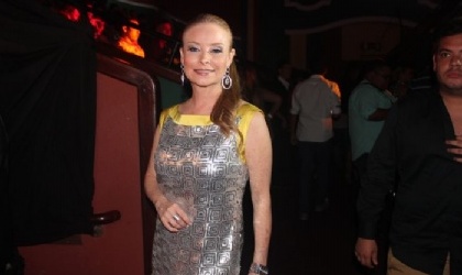 Paulette Thomas: Busco hombre en mi Vida...es casi la historia de mi ...