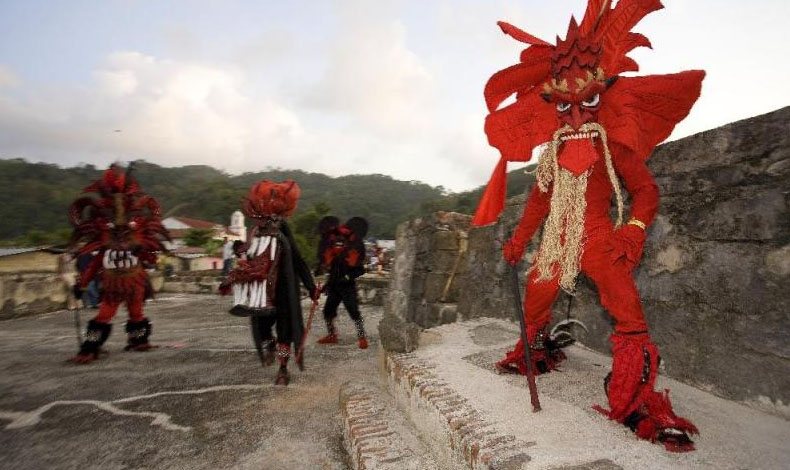 Portobelo se prepara para el Festival de Congos y Diablos | LatinOL.com ...