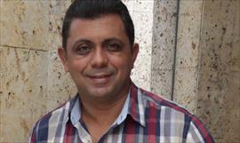 Víctor Bernal (Típico de Panamá) | LatinOL.com Música